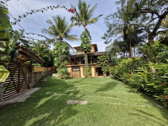 Sobrado com 3 dormitórios à venda, 215 m² por R$ 1.750.000,00 T Grande São Sebastião/SP
