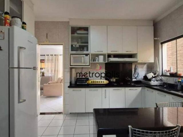 Sobrado com 3 dormitórios à venda, 215 m² por R$ 670.000,00 Vila Helena Santo André/SP