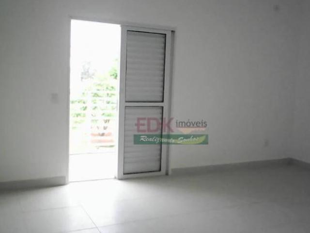 Sobrado com 3 dormitórios à venda, 215 m² por R$ 970.000,00 Condomínio Jardim Oásis Taubaté/SP