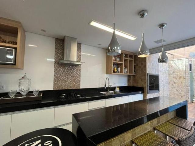 Sobrado com 3 dormitórios à venda, 217 m² por R$ 1.490.000,00 Vila Alvinópolis São Bernardo do C