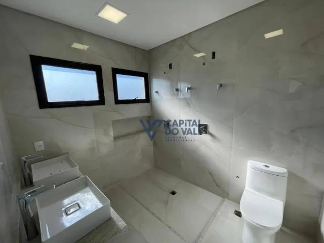 Sobrado com 3 dormitórios à venda, 218 m² por R$ 1.700.000,00 Jardim das Flores São José dos Cam