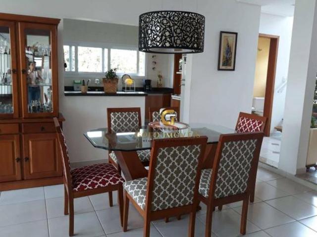 Sobrado com 3 dormitórios à venda, 218 m² por R$ 1.350.000,00 Sapé 1 Caçapava/SP