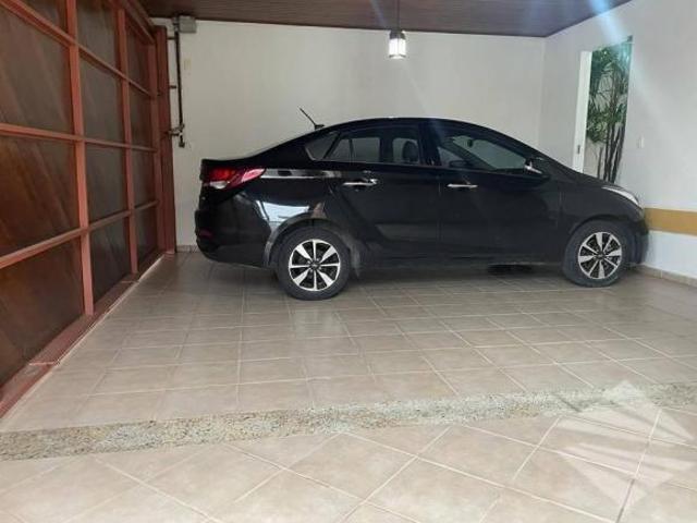 Sobrado com 3 dormitórios à venda, 210 m² Independência Taubaté/SP