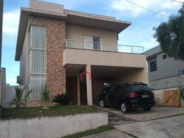 Sobrado com 3 dormitórios à venda, 210 m² por R$ 1.490.000,00 Condomínio Residencial Fogaça Jaca