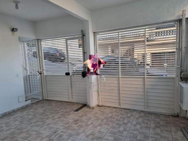 Sobrado com 3 dormitórios à venda, 210 m² por R$ 660.000,00 Taboão São Bernardo do Campo/SP