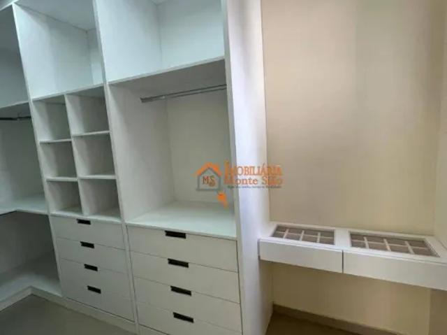 Sobrado com 3 dormitórios à venda, 210 m² por R$ 800.000,00 Bela Vista Guarulhos/SP