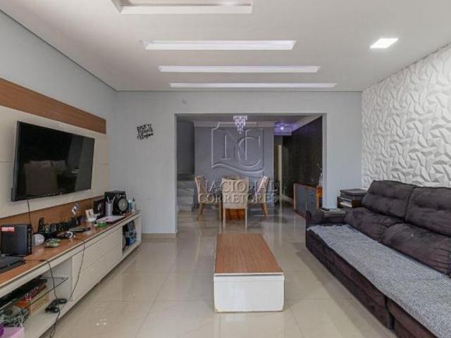 Sobrado com 3 dormitórios à venda, 210 m² por R$ 850.000,00 Utinga Santo André/SP
