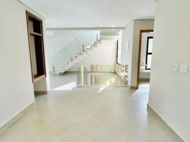 Sobrado com 3 dormitórios à venda, 211 m² por R$ 1.540.000,00 Condomínio Residencial Villa Verona