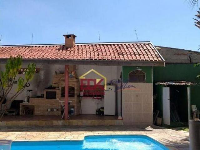 Sobrado com 3 dormitórios à venda, 211 m² por R$ 850.000,00 Chácara do Visconde Taubaté/SP