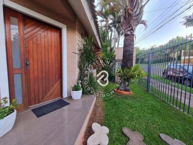 Sobrado com 3 dormitórios à venda, 211 m² por R$ 875.000,00 Jardim América São Leopoldo/RS