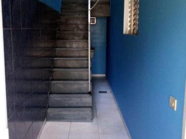 Sobrado com 3 dormitórios à venda, 212 m² por R$ 390.000,00 Condomínio Maracanã Santo André/SP
