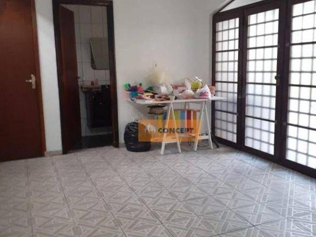 Sobrado com 3 dormitórios à venda, 212 m² por R$ 955.000,00 Centro Suzano/SP