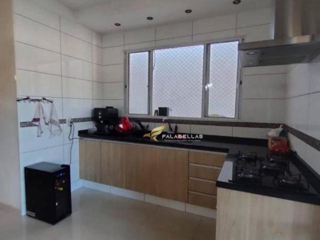 Sobrado com 3 dormitórios à venda, 213 m² por R$ 649.000,00 Loteamento Serra dos Cristais Várzea