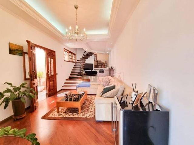 Sobrado com 3 dormitórios à venda, 225 m² por R$ 970.000,00 Cangaíba São Paulo/SP