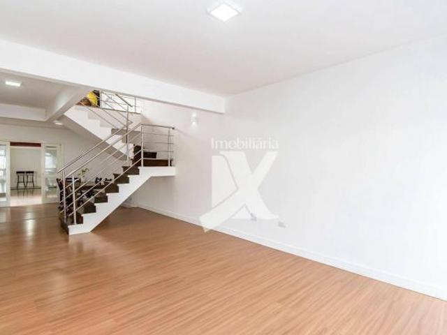 Sobrado com 3 dormitórios à venda, 225 m² por R$ 980.000,00 Ahú Curitiba/PR
