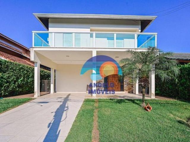 Sobrado com 3 dormitórios à venda, 227 m² por R$ 1.400.000,00 Bougainvillee II Peruíbe/SP