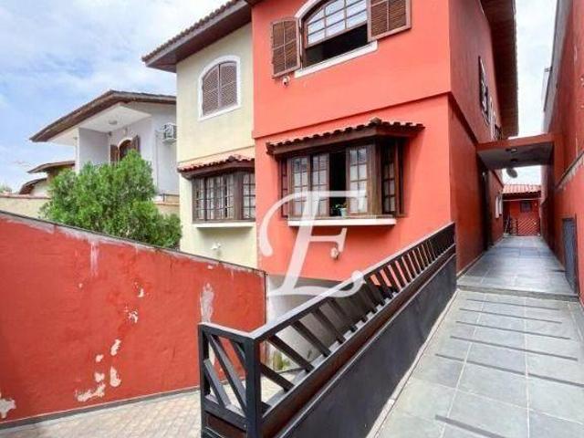Sobrado com 3 dormitórios à venda, 227 m² por R$ 698.000,00 Tremembé São Paulo/SP