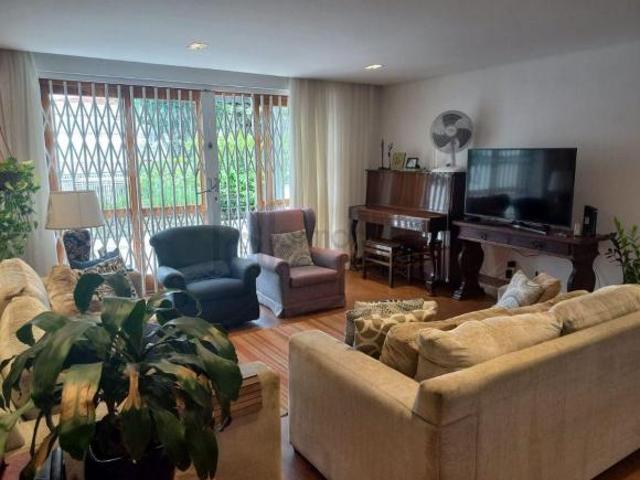 Sobrado com 3 dormitórios à venda, 220 m² Jardim Aeroporto São Paulo/SP