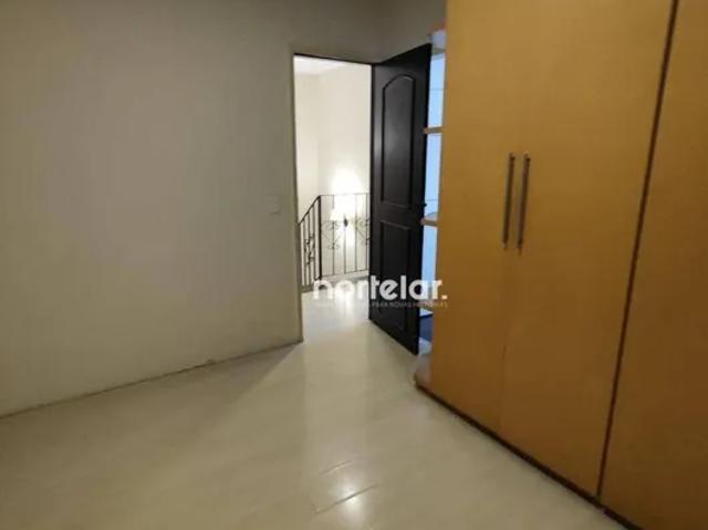 Sobrado com 3 dormitórios à venda, 220 m² por R$ 1.000.000,00 Chácara do Encosto São Paulo/SP