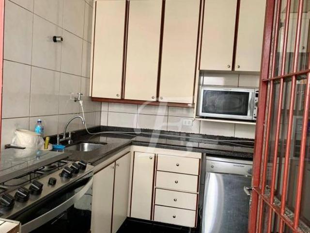Sobrado com 3 dormitórios à venda, 220 m² por R$ 1.100.000,00 Vila Campo Grande São Paulo/SP