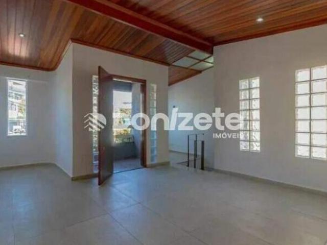 Sobrado com 3 dormitórios à venda, 220 m² por R$ 1.200.000,00 Vila Scarpelli Santo André/SP