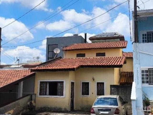 Sobrado com 3 dormitórios à venda, 220 m² por R$ 650.000,00 Jardim Uirá São José dos Campos/SP