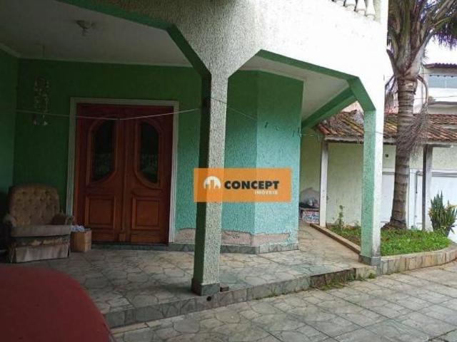 Sobrado com 3 dormitórios à venda, 220 m² por R$ 700.000,00 Cidade Edson Suzano/SP