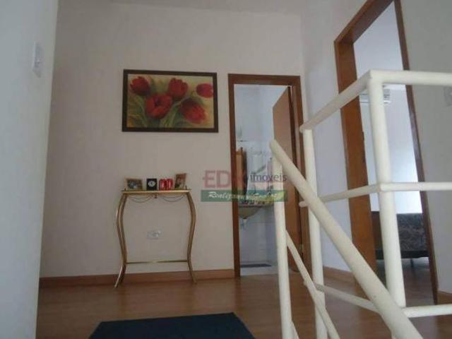 Sobrado com 3 dormitórios à venda, 220 m² por R$ 798.750,00 Parque São Luís Taubaté/SP