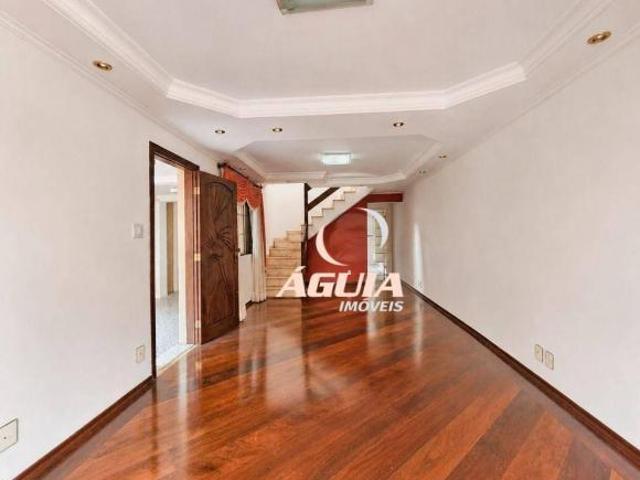 Sobrado com 3 dormitórios à venda, 220 m² por R$ 890.000,00 Parque Jaçatuba Santo André/SP
