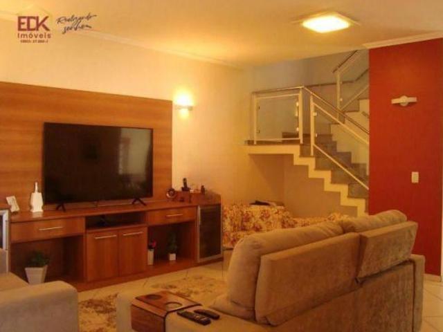 Sobrado com 3 dormitórios à venda, 220 m² por R$ 950.000,00 Jardim Maria Augusta Taubaté/SP