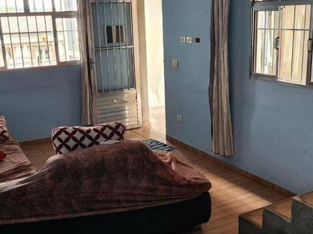 Sobrado com 3 dormitórios à venda, 223 m² por R$ 395.000,00 Parque Residencial Casa Branca Suzan