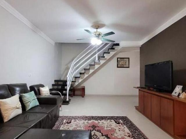 Sobrado com 3 dormitórios à venda, 234 m² por R$ 910.000,00 Vila Suíça Santo André/SP