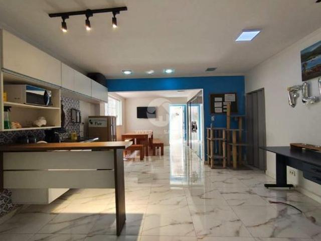 Sobrado com 3 dormitórios à venda, 235 m² por R$ 1.350.000 Ponta da Praia Santos/SP