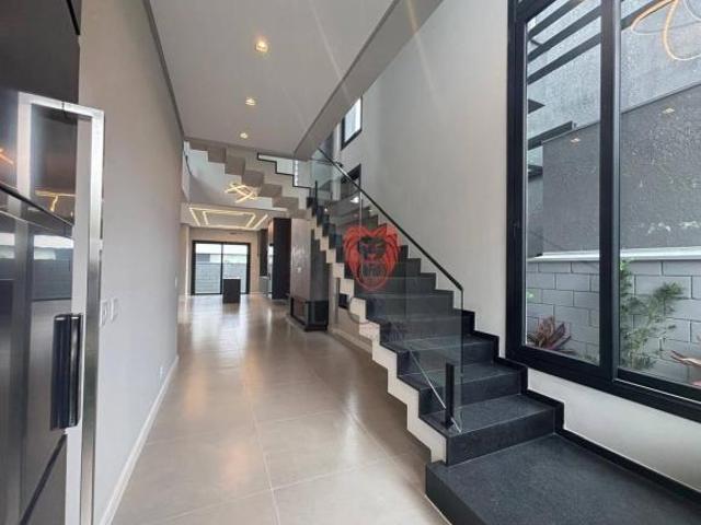 Sobrado com 3 dormitórios à venda, 235 m² por R$ 2.290.000,00 Centro Gravataí/RS