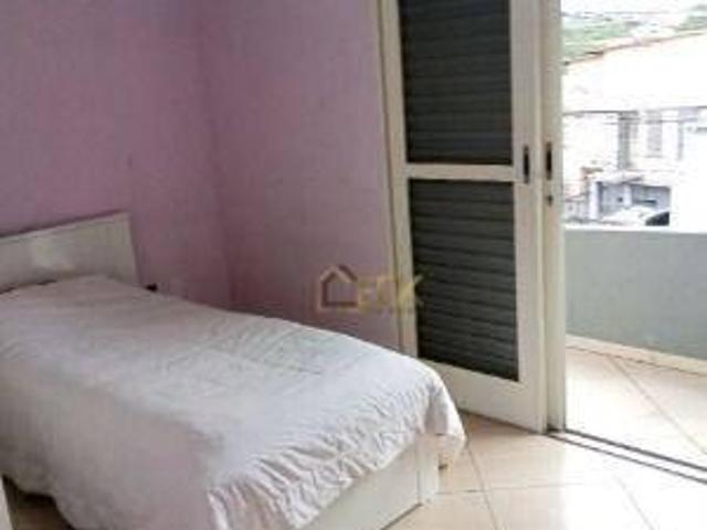 Sobrado com 3 dormitórios à venda, 235 m² por R$ 500.000 Jardim Altos de Santana II Jacareí/SP