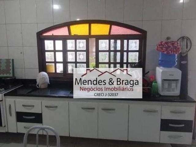 Sobrado com 3 dormitórios à venda, 235 m² por R$ 840.000,00 Vila Augusta Guarulhos/SP