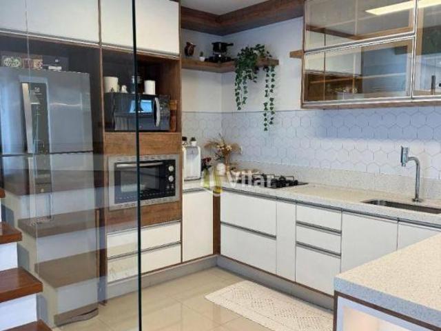 Sobrado com 3 dormitórios à venda, 236 m² por R$ 1.299.000,00 Centro Pinhais/PR