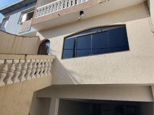Sobrado com 3 dormitórios à venda, 236 m² por R$ 650.000,00 Parque Capuava Santo André/SP