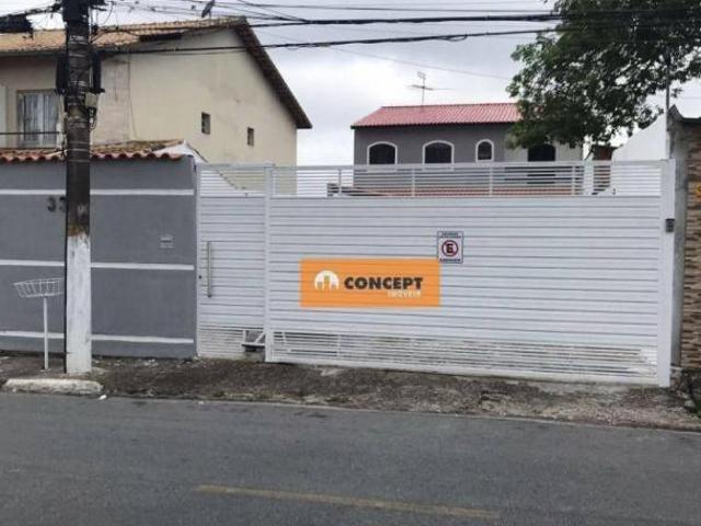 Sobrado com 3 dormitórios à venda, 236 m² por R$ 750.000,00 Cidade Edson Suzano/SP