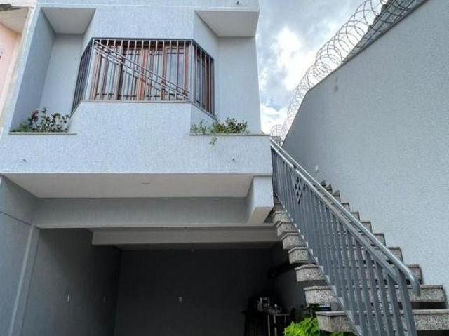 Sobrado com 3 dormitórios à venda, 236 m² por R$ 895.000,00 Vila Milton Guarulhos/SP