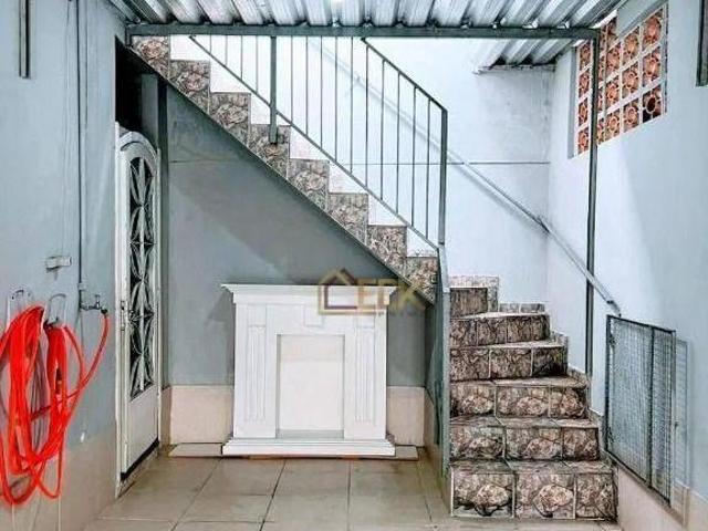 Sobrado com 3 dormitórios à venda, 236 m² por R$ 901.000 Cidade Morumbi São José dos Campos/SP