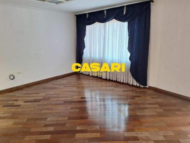 Sobrado com 3 dormitórios à venda, 236 m² Vila Valparaíso Santo André/SP