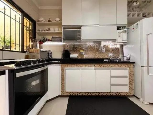 Sobrado residencial à venda em Vila Scarpelli, Santo André – 238 m², 3 dorms, 3 vagas