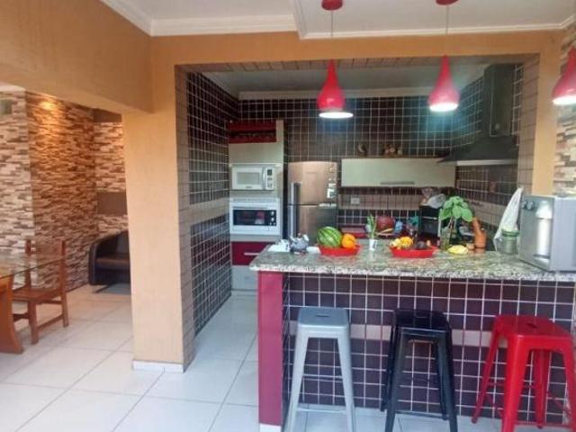 Sobrado com 3 dormitórios à venda, 238 m² por R$ 750.000 Jardim Vila Galvão Guarulhos/SP