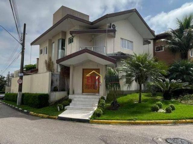 Sobrado com 3 dormitórios à venda, 230 m² por R$ 1.600.000,00 Villa Branca Jacareí/SP