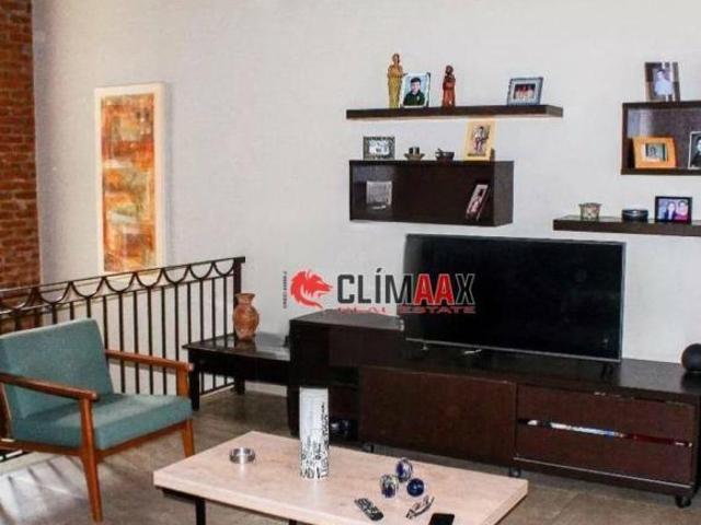 Sobrado em Vila Pompeia com 230m², 3 dorm suíte e churrasqueira Zona Oeste SP