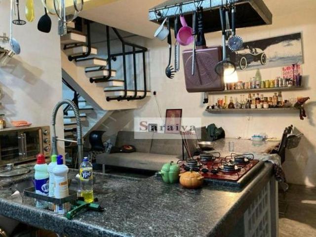 Sobrado com 3 dormitórios à venda, 230 m² por R$ 700.000 Jardim Paramount São Bernardo do Campo/