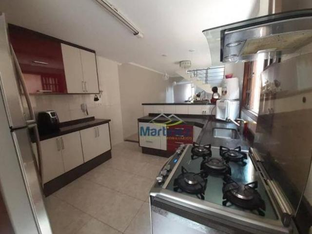 Sobrado com 3 dormitórios à venda, 230 m² por R$ 955.000,00 Parque São Lucas São Paulo/SP