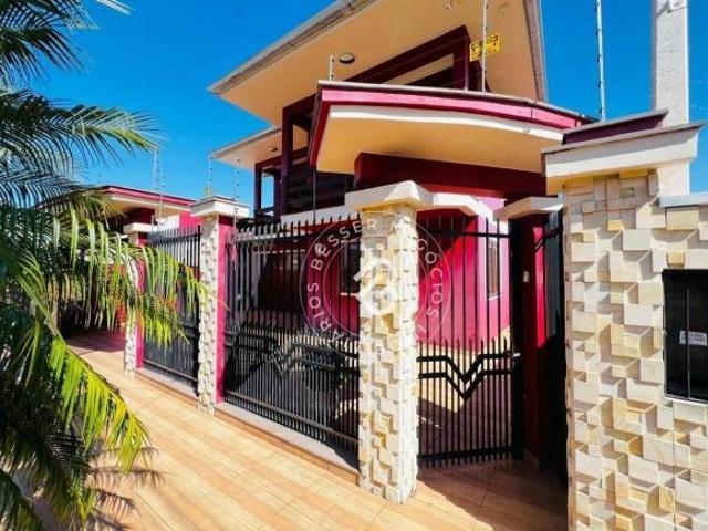 Sobrado com 3 dormitórios à venda, 232 m² por R$ 1.149.000,00 São José Sapucaia do Sul/RS