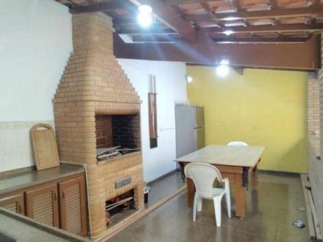 Sobrado com 3 dormitórios à venda, 232 m² por R$ 600.000,00 Parque Balneário Comodoro Mongaguá/S